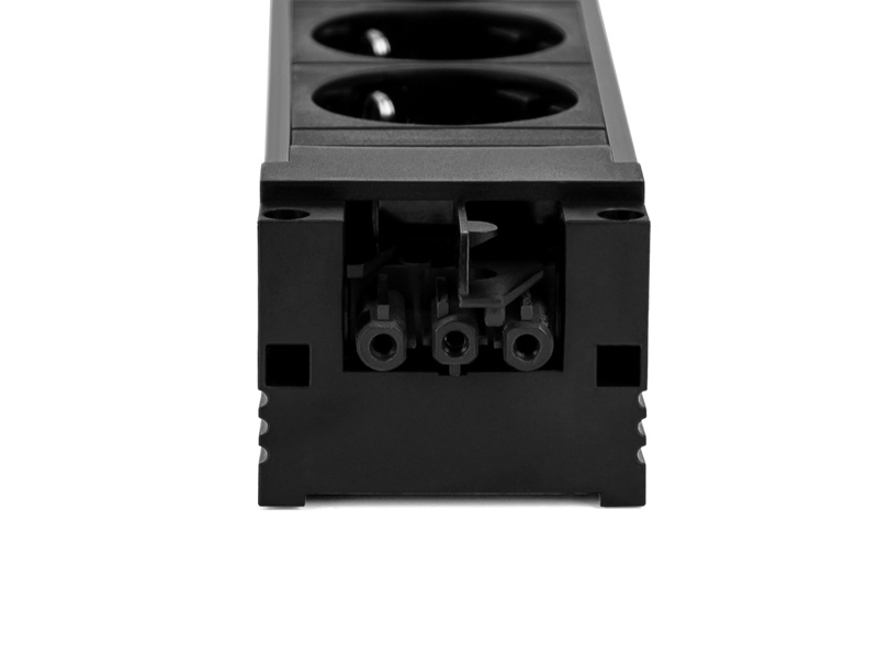5-fach Steckdosenleiste mit GST18 - Bachmann STEP BASE 336.626
